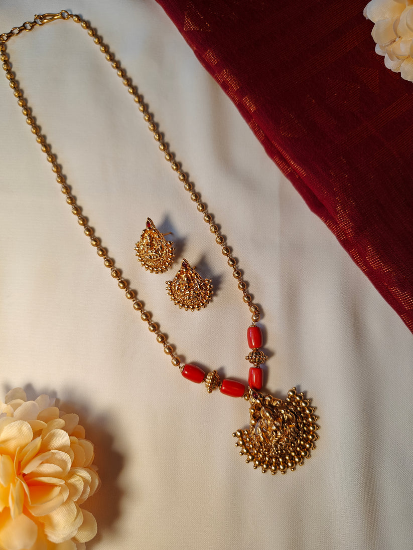 Laxmi Coral Necklace with Studs – Ruhee Design Studio